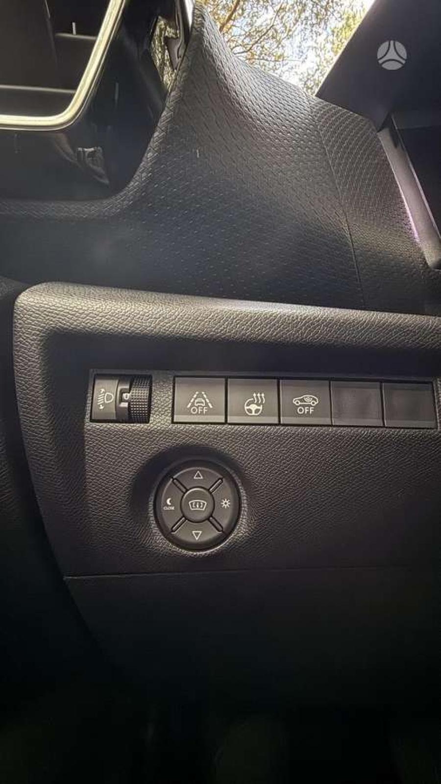 Pelēks Citroen C4 2021 Kauņa, ar dzinēja tilpumu 1.20 L un nobraukumu 59 tūkst. km par 15900 €, foto 15 vietnē AUTOMOTO.COM.LV