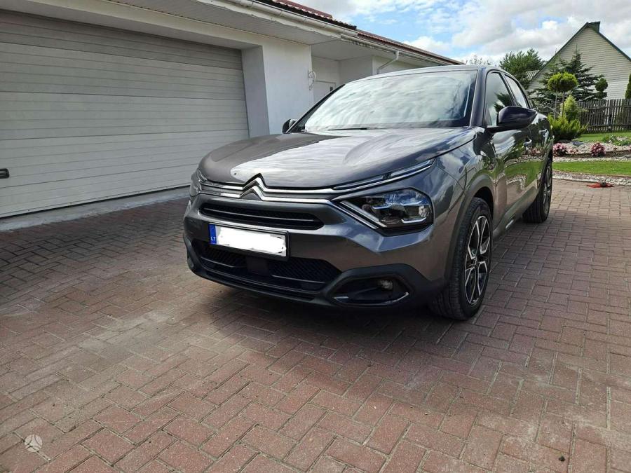 Grey Citroen C4 2021 in Panevezys, with an engine capacity of 0.00 L and mileage of 55 thousand km for 11800 €, photo 3 on AUTOMOTO.COM.LV