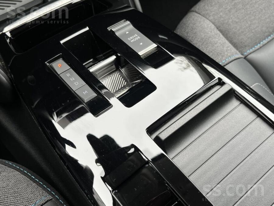 Grey Citroen C4 2022 in Riga, with an engine capacity of 1.50 L and mileage of 51 thousand km for 16700 €, photo 9 on AUTOMOTO.COM.LV