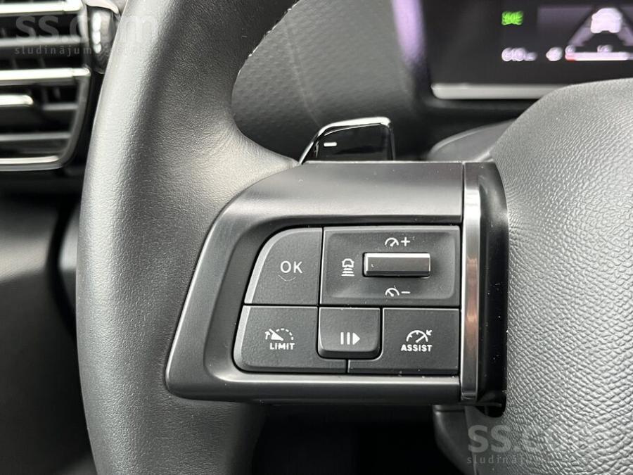 Grey Citroen C4 2022 in Riga, with an engine capacity of 1.50 L and mileage of 51 thousand km for 16700 €, photo 22 on AUTOMOTO.COM.LV