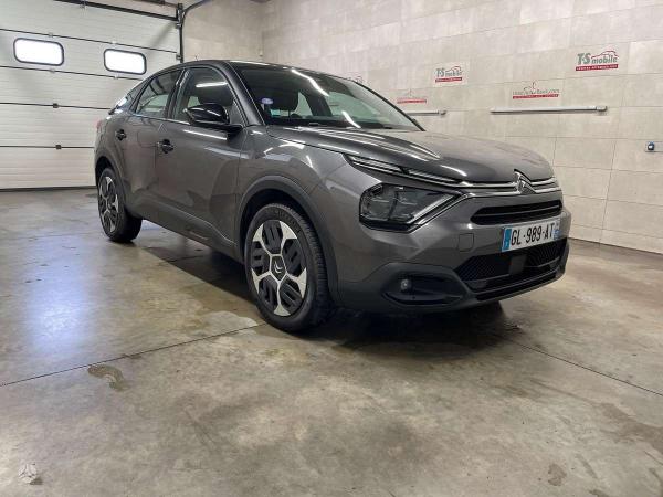 Grey Citroen C4 2022 in Marijampole, with an engine capacity of 1.20 L and mileage of 121 thousand km for 12463 €, photo 3 on AUTOMOTO.COM.LV