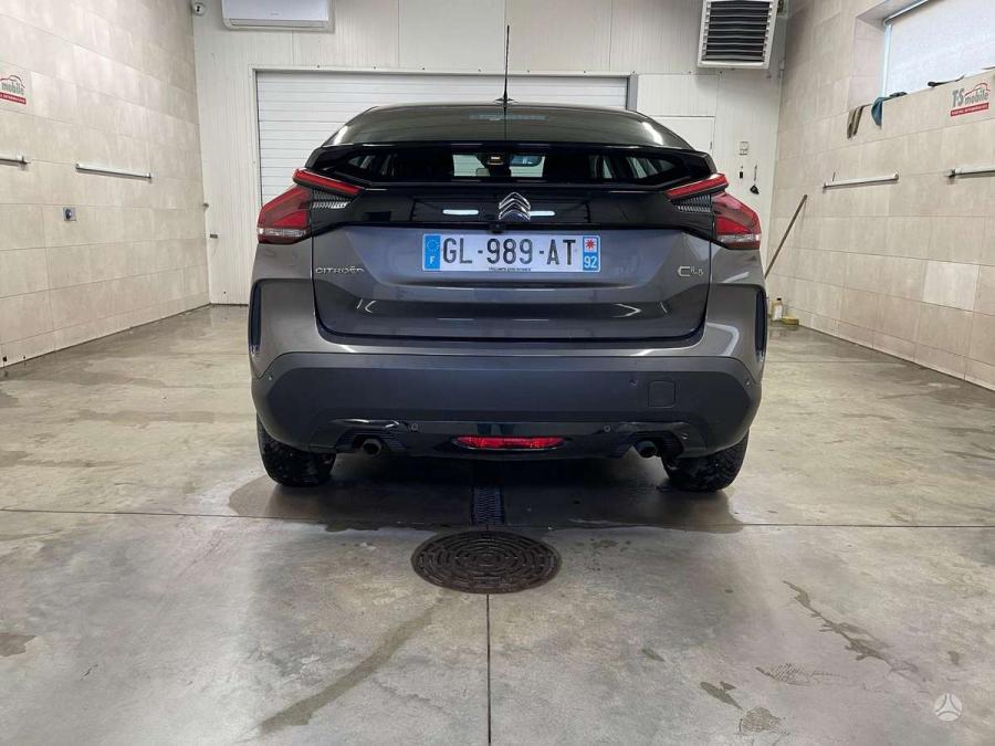 Grey Citroen C4 2022 in Marijampole, with an engine capacity of 1.20 L and mileage of 121 thousand km for 12463 €, photo 6 on AUTOMOTO.COM.LV