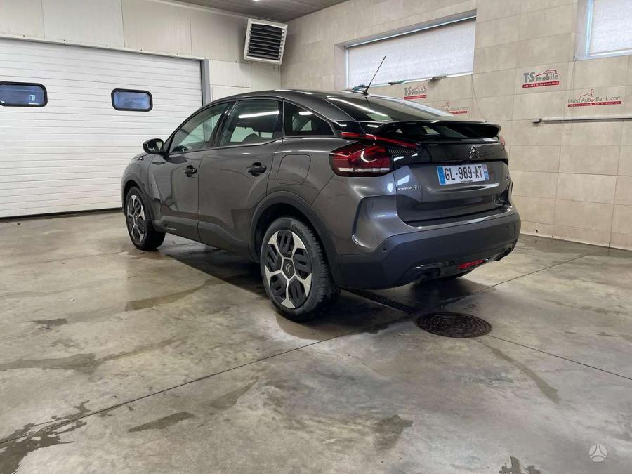 Grey Citroen C4 2022 in Marijampole, with an engine capacity of 1.20 L and mileage of 121 thousand km for 12463 €, photo 7 on AUTOMOTO.COM.LV