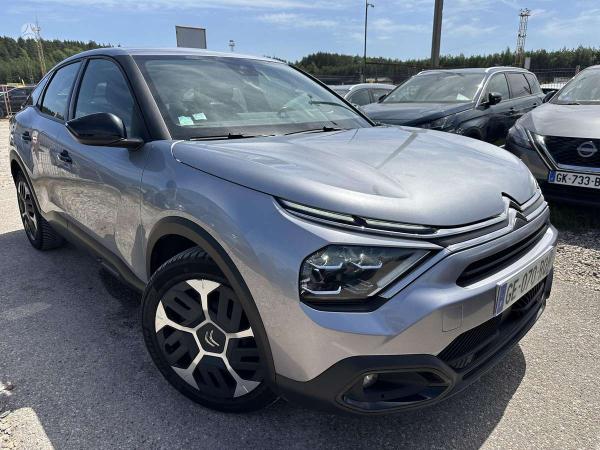 Grey Citroen C4 2022 in Vilnius, with an engine capacity of 1.20 L and mileage of 180 thousand km for 10042 €, photo 3 on AUTOMOTO.COM.LV