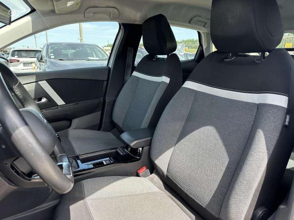 Grey Citroen C4 2022 in Vilnius, with an engine capacity of 1.20 L and mileage of 180 thousand km for 10042 €, photo 10 on AUTOMOTO.COM.LV
