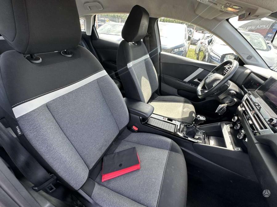 Pelēks Citroen C4 2022 Viļņa, ar dzinēja tilpumu 1.20 L un nobraukumu 180 tūkst. km par 10042 €, foto 20 vietnē AUTOMOTO.COM.LV