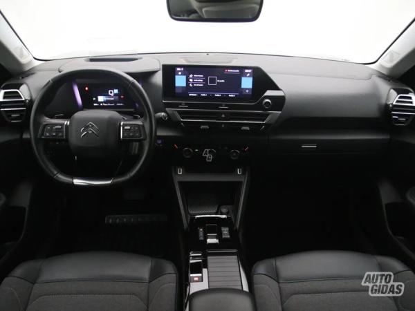 Grey Citroen C4 2022 in Vilnius, with an engine capacity of 1.20 L and mileage of 161 thousand km for 12599 €, photo 2 on AUTOMOTO.COM.LV