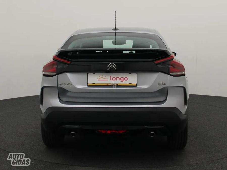 Grey Citroen C4 2022 in Vilnius, with an engine capacity of 1.20 L and mileage of 161 thousand km for 12599 €, photo 6 on AUTOMOTO.COM.LV
