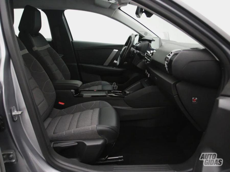Grey Citroen C4 2022 in Vilnius, with an engine capacity of 1.20 L and mileage of 161 thousand km for 12599 €, photo 15 on AUTOMOTO.COM.LV