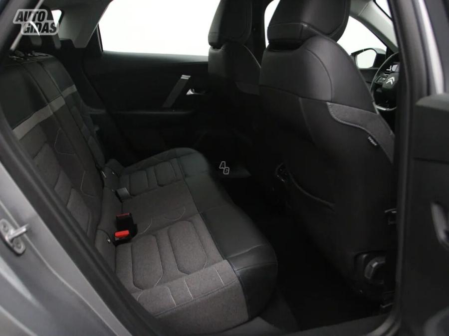 Grey Citroen C4 2022 in Vilnius, with an engine capacity of 1.20 L and mileage of 161 thousand km for 12599 €, photo 16 on AUTOMOTO.COM.LV
