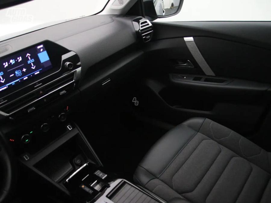 Grey Citroen C4 2022 in Vilnius, with an engine capacity of 1.20 L and mileage of 161 thousand km for 12599 €, photo 22 on AUTOMOTO.COM.LV