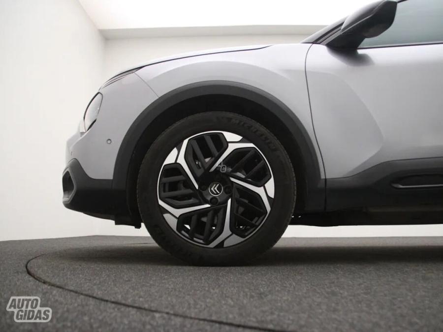 Grey Citroen C4 2022 in Vilnius, with an engine capacity of 1.20 L and mileage of 161 thousand km for 12599 €, photo 29 on AUTOMOTO.COM.LV