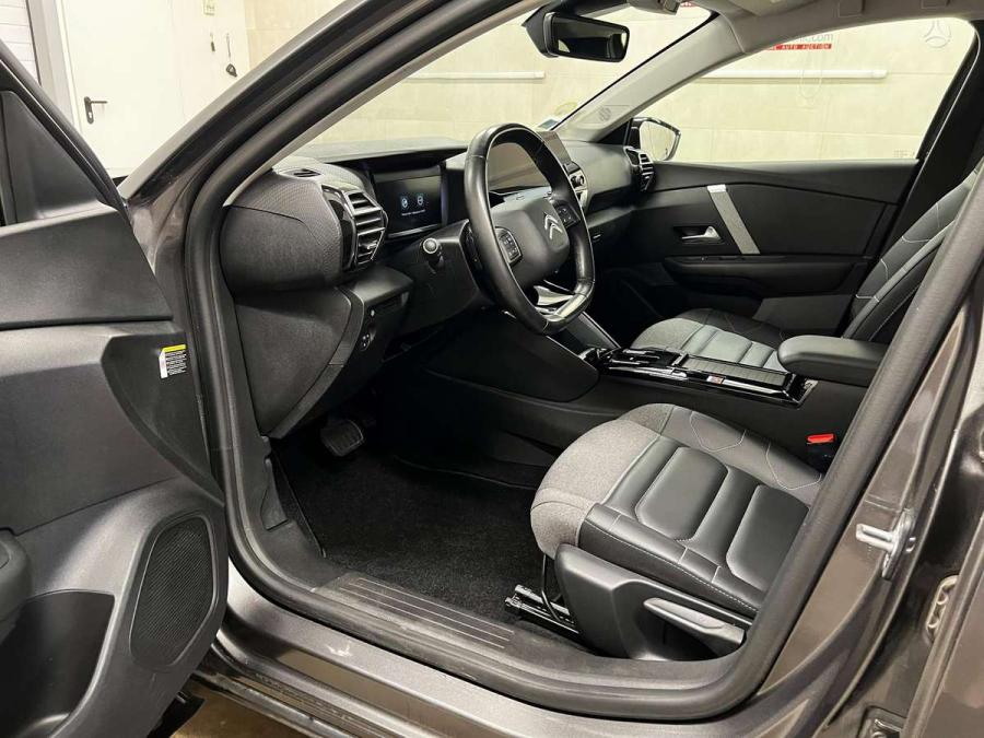 Pelēks Citroen C4 2022 Marijampole, ar dzinēja tilpumu 1.50 L un nobraukumu 120 tūkst. km par 13794 €, foto 8 vietnē AUTOMOTO.COM.LV