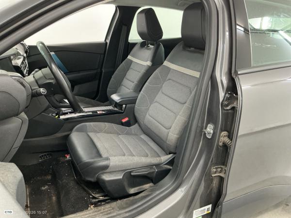 Pelēks Citroen C4 2022 Rīga, ar dzinēja tilpumu 0.00 L un nobraukumu 74 tūkst. km par 19990 €, foto 6 vietnē AUTOMOTO.COM.LV