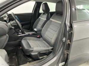 Pelēks Citroen C4 2022 Rīga, ar dzinēja tilpumu 0.00 L un nobraukumu 74 tūkst. km par 19990 €, foto 7 vietnē AUTOMOTO.COM.LV