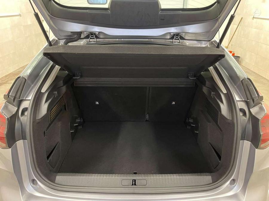 Grey Citroen C4 2022 in Marijampole, with an engine capacity of 1.20 L and mileage of 59 thousand km for 12947 €, photo 15 on AUTOMOTO.COM.LV
