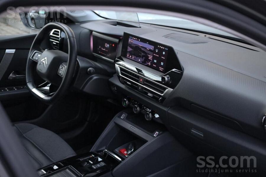 Pelēks Citroen C4 2023 Rīga, ar dzinēja tilpumu 1.20 L un nobraukumu 0 tūkst. km par 18995 €, foto 24 vietnē AUTOMOTO.COM.LV