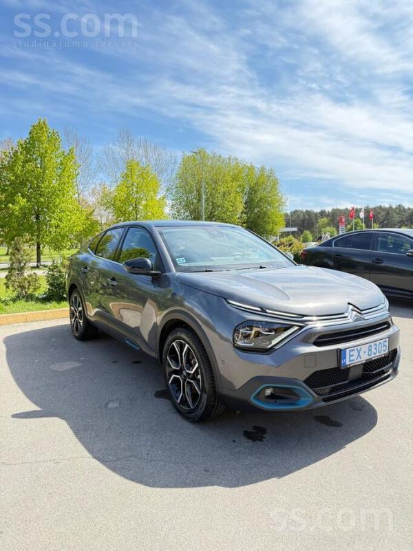 Pelēks Citroen C4 2023 Rīga, ar dzinēja tilpumu 2.00 L un nobraukumu 12 tūkst. km par 29500 €, foto 2 vietnē AUTOMOTO.COM.LV