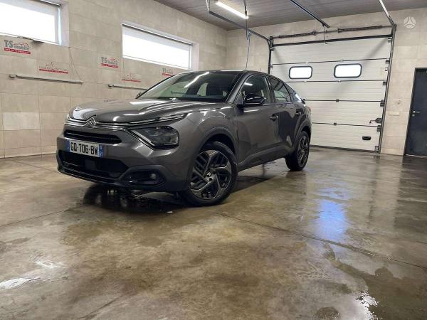 Pelēks Citroen C4 2023 Marijampole, ar dzinēja tilpumu 1.20 L un nobraukumu 60 tūkst. km par 14702 €, foto 1 vietnē AUTOMOTO.COM.LV