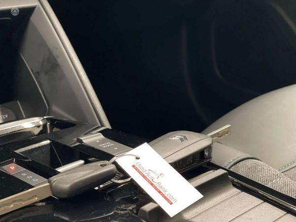 Pelēks Citroen C4 2023 Marijampole, ar dzinēja tilpumu 1.20 L un nobraukumu 60 tūkst. km par 14702 €, foto 10 vietnē AUTOMOTO.COM.LV