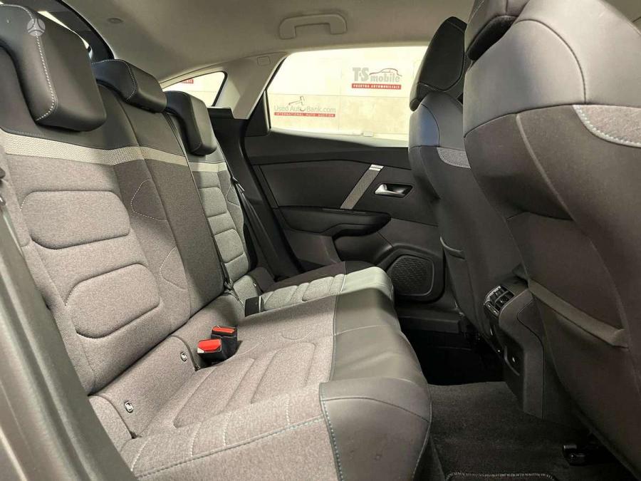Pelēks Citroen C4 2023 Marijampole, ar dzinēja tilpumu 1.20 L un nobraukumu 60 tūkst. km par 14702 €, foto 13 vietnē AUTOMOTO.COM.LV