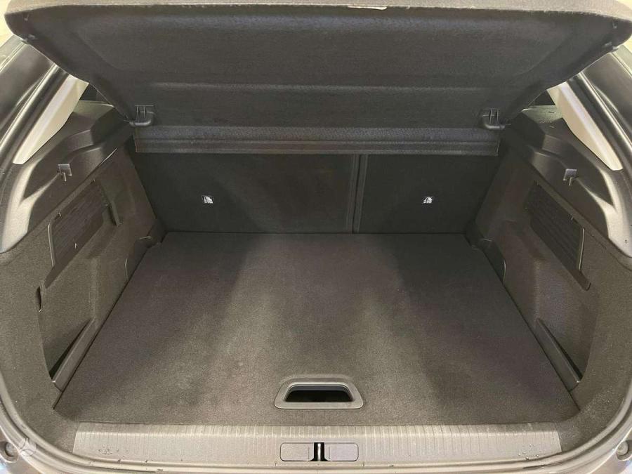 Pelēks Citroen C4 2023 Marijampole, ar dzinēja tilpumu 1.20 L un nobraukumu 60 tūkst. km par 14702 €, foto 14 vietnē AUTOMOTO.COM.LV