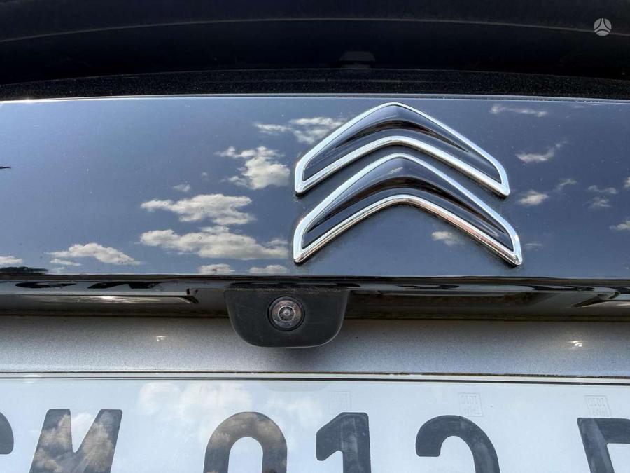 Pelēks Citroen C4 2023 Marijampole, ar dzinēja tilpumu 1.20 L un nobraukumu 120 tūkst. km par 12336 €, foto 13 vietnē AUTOMOTO.COM.LV