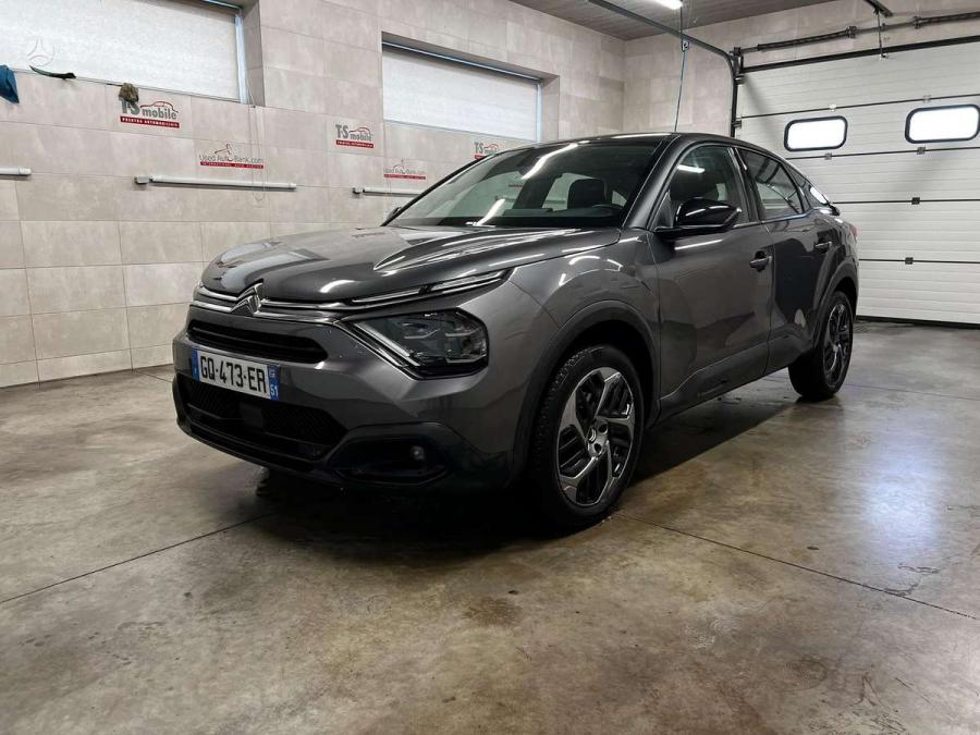 Grey Citroen C4 2023 in Marijampole, with an engine capacity of 1.20 L and mileage of 140 thousand km for 12403 €, photo 1 on AUTOMOTO.COM.LV