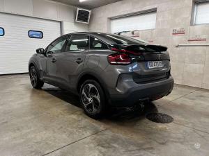 Grey Citroen C4 2023 in Marijampole, with an engine capacity of 1.20 L and mileage of 140 thousand km for 12403 €, photo 7 on AUTOMOTO.COM.LV