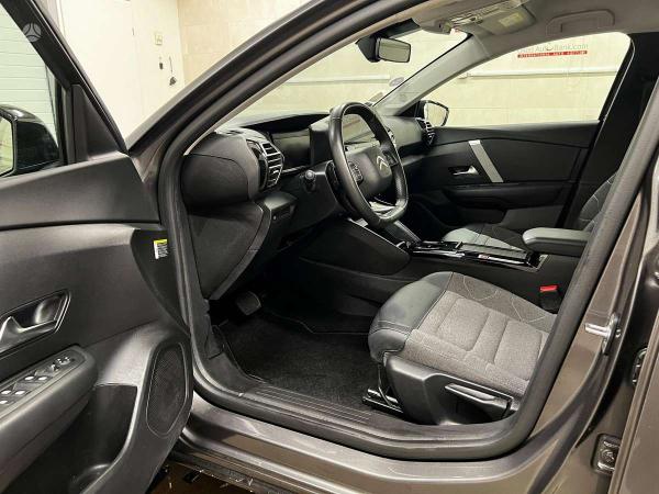 Grey Citroen C4 2023 in Marijampole, with an engine capacity of 1.20 L and mileage of 140 thousand km for 12403 €, photo 7 on AUTOMOTO.COM.LV