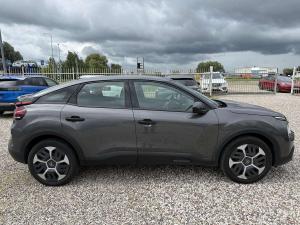 Pelēks Citroen C4 2023 Marijampole, ar dzinēja tilpumu 1.20 L un nobraukumu 131 tūkst. km par 11489 €, foto 5 vietnē AUTOMOTO.COM.LV
