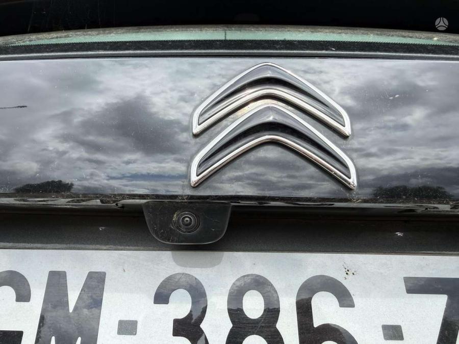 Pelēks Citroen C4 2023 Marijampole, ar dzinēja tilpumu 1.20 L un nobraukumu 131 tūkst. km par 11489 €, foto 13 vietnē AUTOMOTO.COM.LV