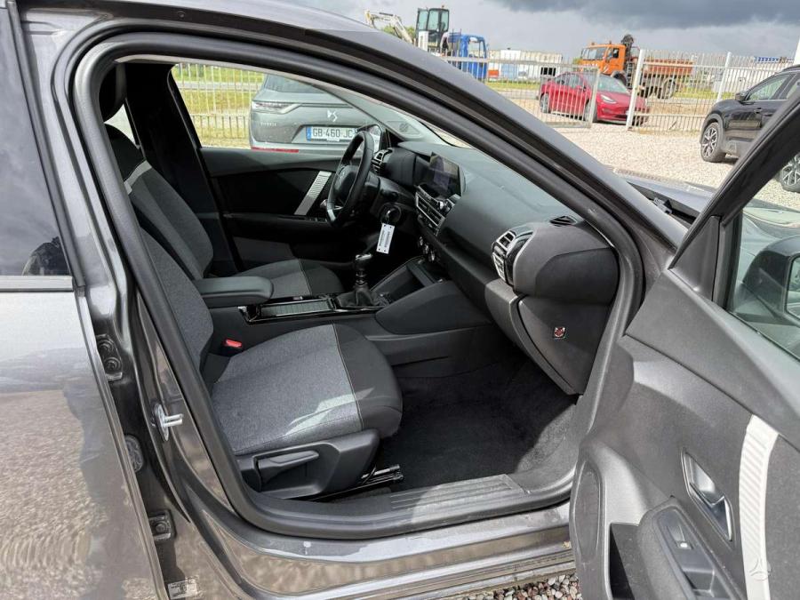 Pelēks Citroen C4 2023 Marijampole, ar dzinēja tilpumu 1.20 L un nobraukumu 131 tūkst. km par 11489 €, foto 14 vietnē AUTOMOTO.COM.LV