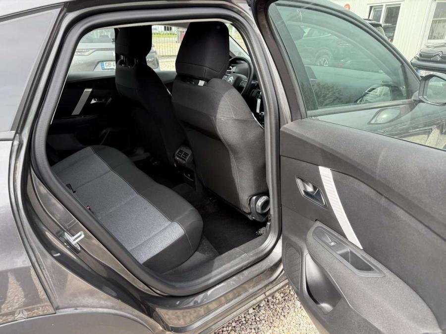 Pelēks Citroen C4 2023 Marijampole, ar dzinēja tilpumu 1.20 L un nobraukumu 131 tūkst. km par 11489 €, foto 19 vietnē AUTOMOTO.COM.LV