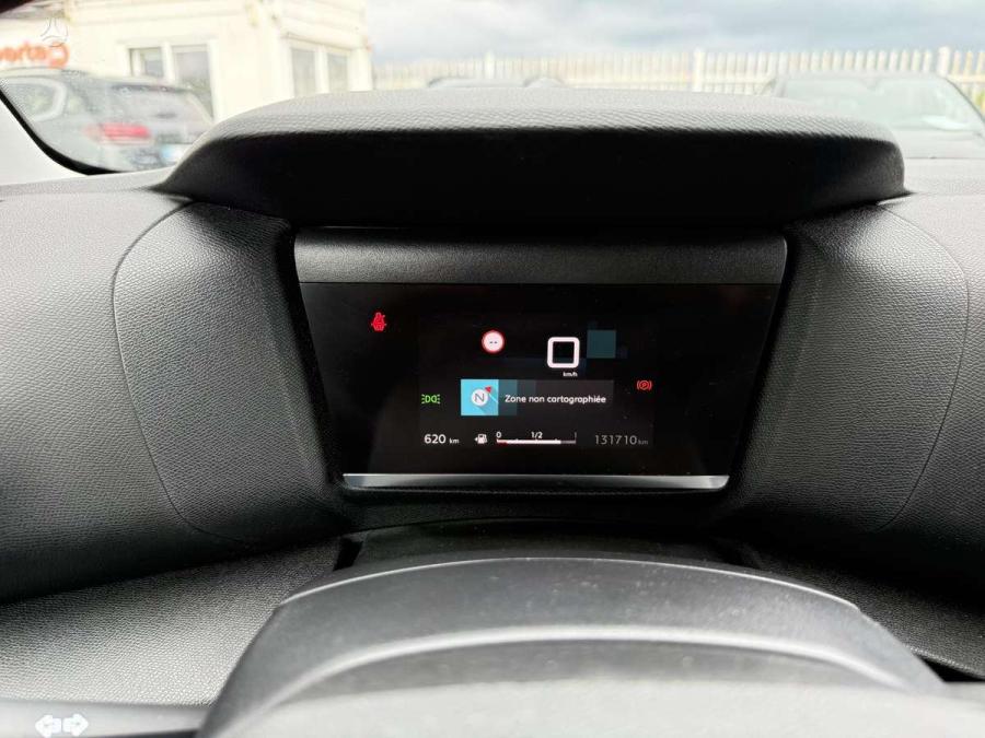 Pelēks Citroen C4 2023 Marijampole, ar dzinēja tilpumu 1.20 L un nobraukumu 131 tūkst. km par 11489 €, foto 32 vietnē AUTOMOTO.COM.LV