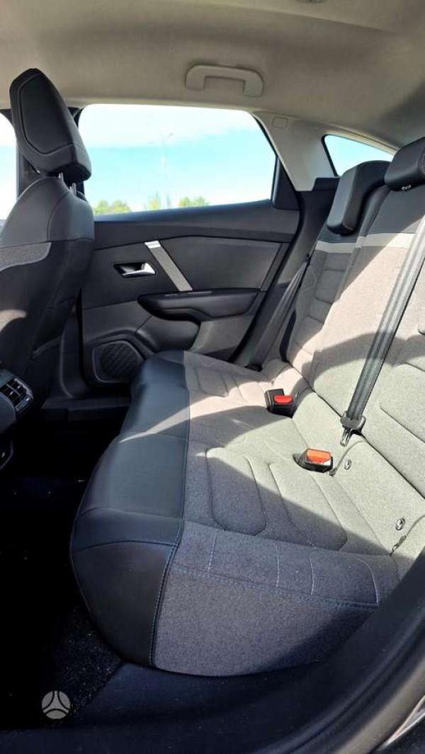 Pelēks Citroen C4 2023 Tauragė, ar dzinēja tilpumu 1.20 L un nobraukumu 167 tūkst. km par 10890 €, foto 10 vietnē AUTOMOTO.COM.LV