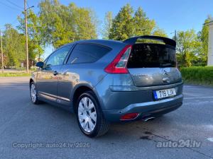 Pelēks Citroen C4 2005 Tallina, ar dzinēja tilpumu 2.00 L un nobraukumu 116 tūkst. km par 4199 €, foto 3 vietnē AUTOMOTO.COM.LV