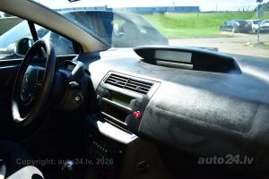 Pelēks Citroen C4 2005 Tartu, ar dzinēja tilpumu 1.40 L un nobraukumu 192 tūkst. km par 550 €, foto 9 vietnē AUTOMOTO.COM.LV