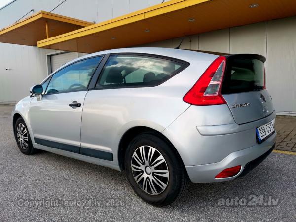 Pelēks Citroen C4 2005 Tartu, ar dzinēja tilpumu 1.40 L un nobraukumu 190 tūkst. km par 990 €, foto 3 vietnē AUTOMOTO.COM.LV