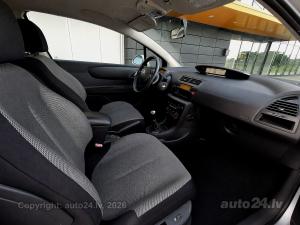 Grey Citroen C4 2005 in Tartu, with an engine capacity of 1.40 L and mileage of 190 thousand km for 990 €, photo 6 on AUTOMOTO.COM.LV