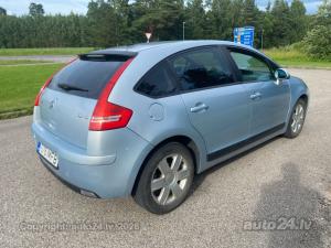 Pelēks Citroen C4 2005 Veru, ar dzinēja tilpumu 1.60 L un nobraukumu 226 tūkst. km par 1390 €, foto 5 vietnē AUTOMOTO.COM.LV