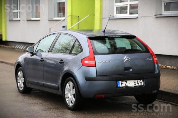 Pelēks Citroen C4 2006 Rīga, ar dzinēja tilpumu 1.60 L un nobraukumu 0 tūkst. km par 3700 €, foto 5 vietnē AUTOMOTO.COM.LV