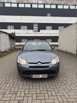 Grey Citroen C4 2006 in Kaunas, with an engine capacity of 1.56 L and mileage of 355 thousand km for 1300 €, photo 2 on AUTOMOTO.COM.LV
