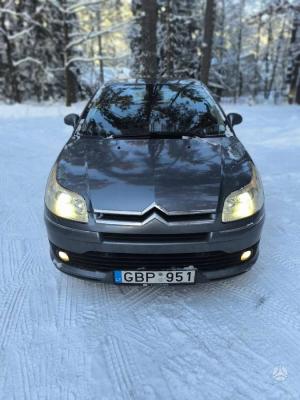 Grey Citroen C4 2006 in Vilnius, with an engine capacity of 2.00 L and mileage of 121 thousand km for 1700 €, photo  on AUTOMOTO.COM.LV