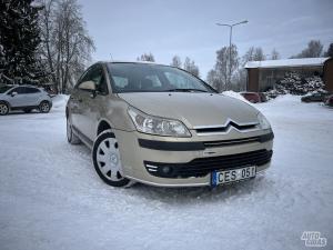 Pelēks Citroen C4 2006 Trakai, ar dzinēja tilpumu 1.60 L un nobraukumu 158 tūkst. km par 1390 €, foto 2 vietnē AUTOMOTO.COM.LV