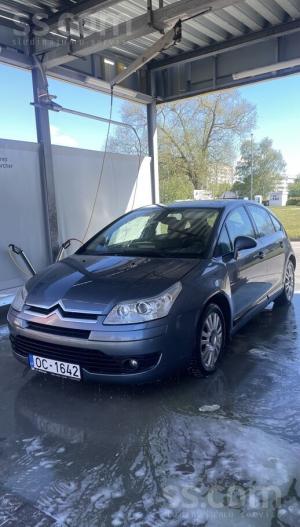 Pelēks Citroen C4 2006 Liepāja, ar dzinēja tilpumu 1.60 L un nobraukumu 200 tūkst. km par 950 €, foto 4 vietnē AUTOMOTO.COM.LV