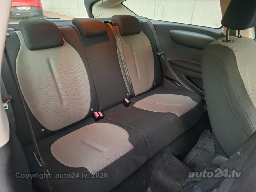 Grey Citroen C4 2006 in Tallinn, with an engine capacity of 1.40 L and mileage of 210 thousand km for 999 €, photo 7 on AUTOMOTO.COM.LV