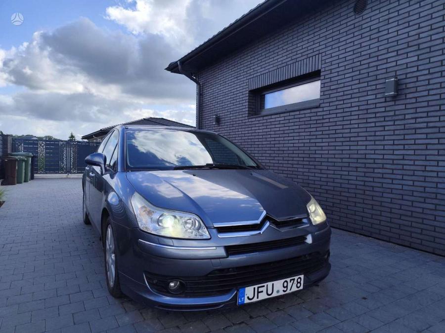 Pelēks Citroen C4 2006 Tauragė, ar dzinēja tilpumu 2.00 L un nobraukumu 224 tūkst. km par 1700 €, foto 3 vietnē AUTOMOTO.COM.LV
