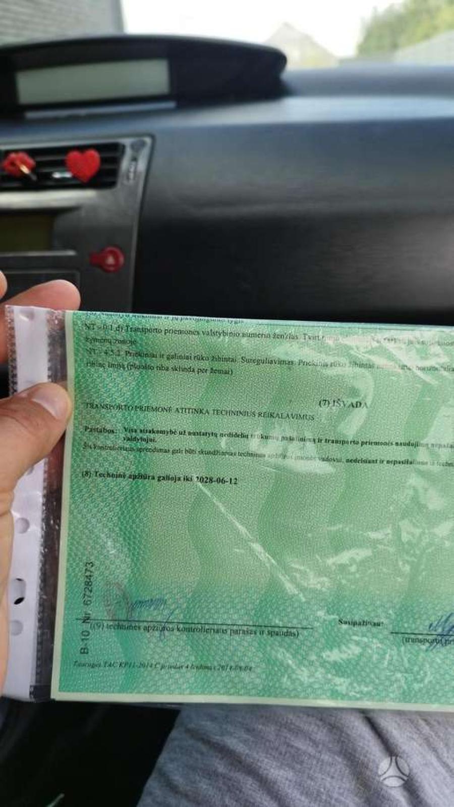 Pelēks Citroen C4 2006 Tauragė, ar dzinēja tilpumu 2.00 L un nobraukumu 224 tūkst. km par 1700 €, foto 10 vietnē AUTOMOTO.COM.LV