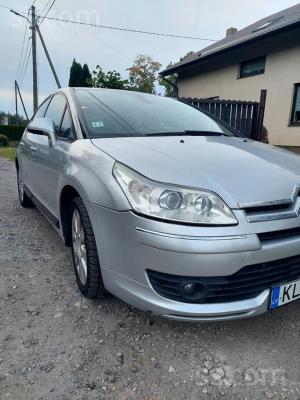 Pelēks Citroen C4 2006 Rīga, ar dzinēja tilpumu 1.60 L un nobraukumu 258 tūkst. km par 1100 €, foto  vietnē AUTOMOTO.COM.LV